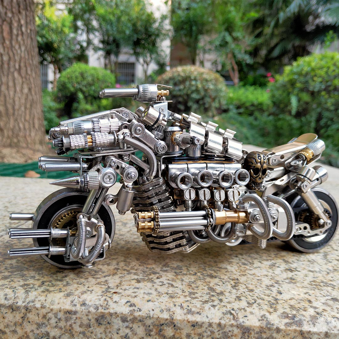 900+PCS Pursuit Motorcycle 3D Metal Puzzle Kits Gift for Biker Difficu