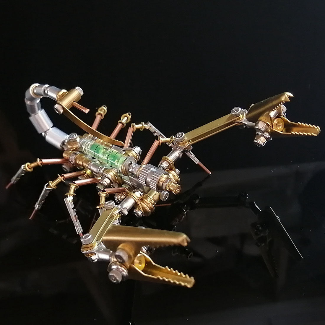 Brass Metal Scorpion Metal Model Kits with Green Lights
