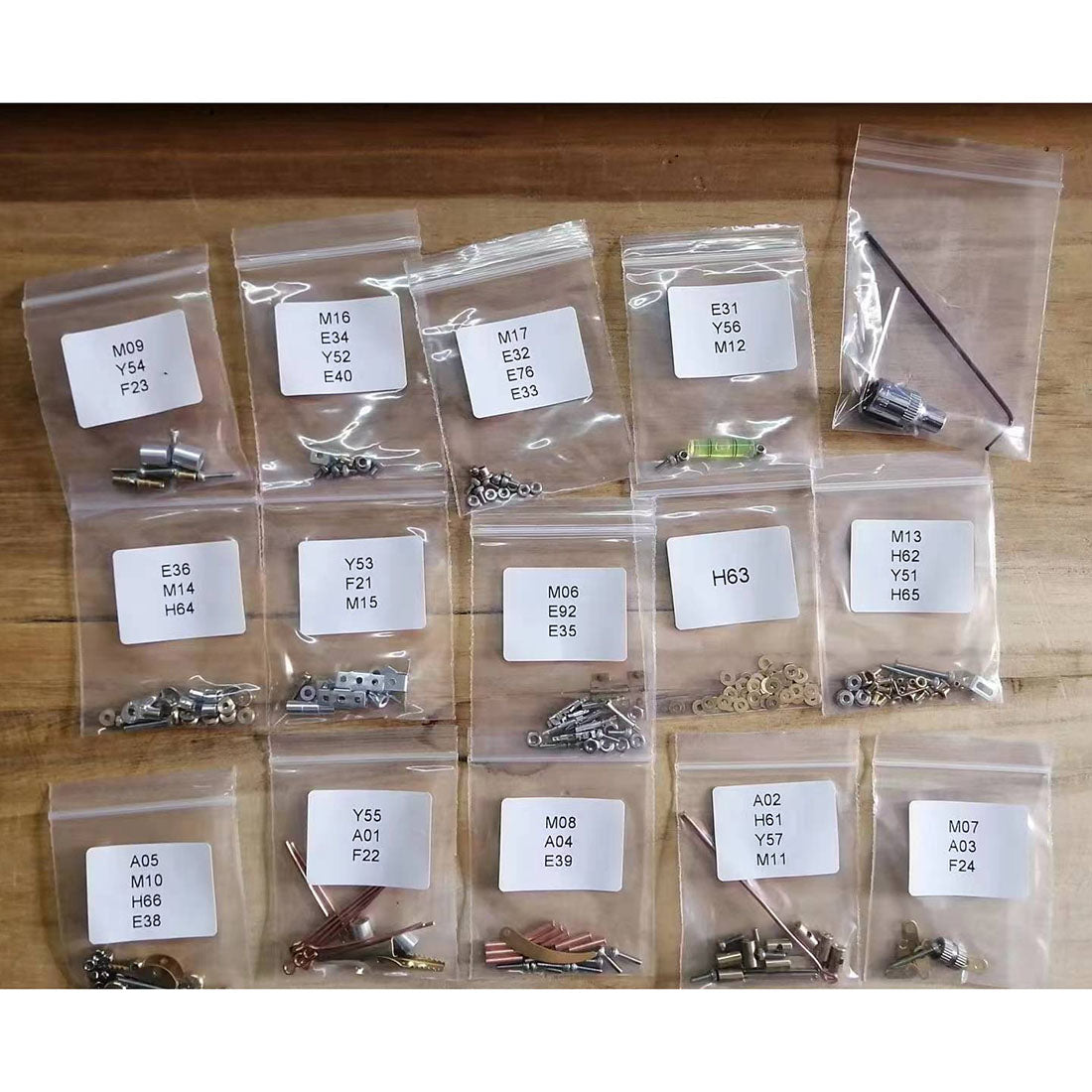 Brass Metal Scorpion Metal Model Kits with Green Lights