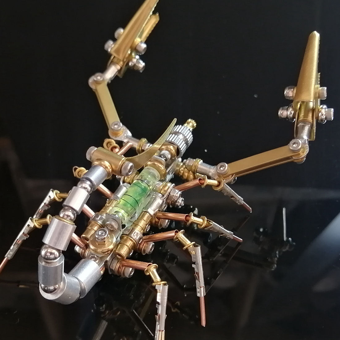 Brass Metal Scorpion Metal Model Kits with Green Lights