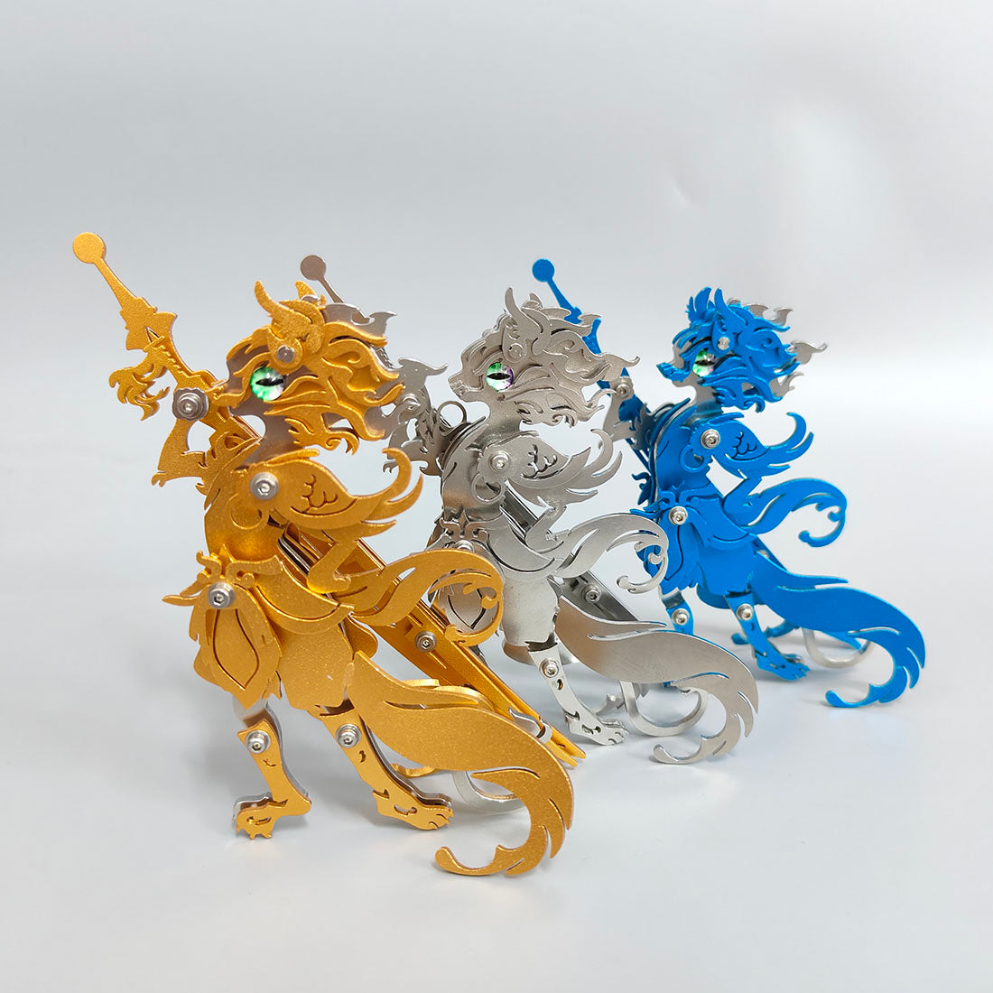 Sitting Ginger Cat with a Samurai Sword 3D Metal Model Kits