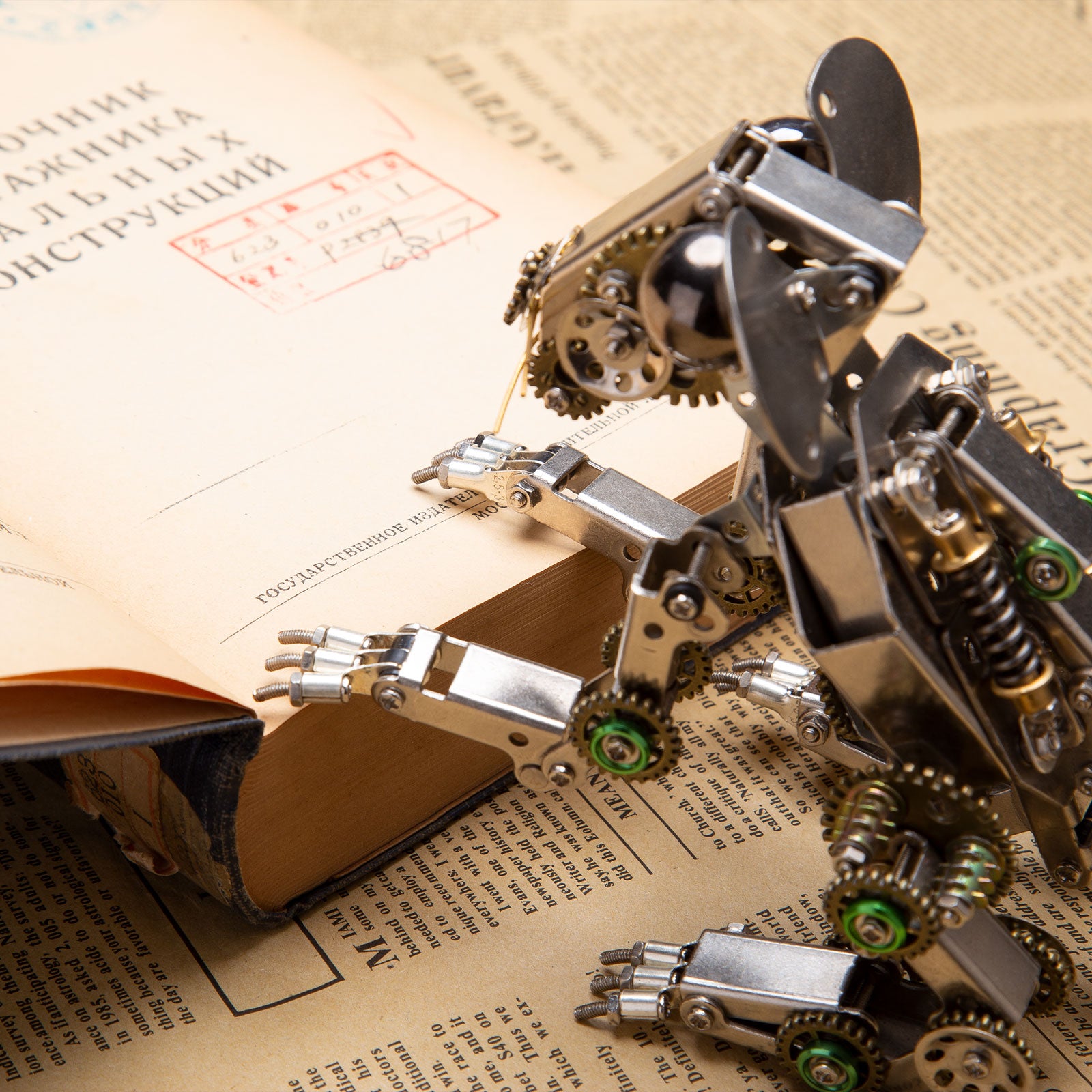 525PCS Steampunk 3D Metal Mechanical Mouse Model Assembly Kit