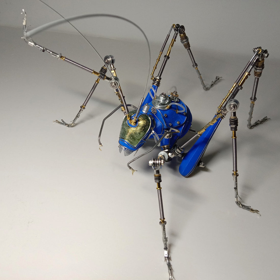 Creative Steampunk 3D Green Cricket Insect Sculpture Assembled Model K