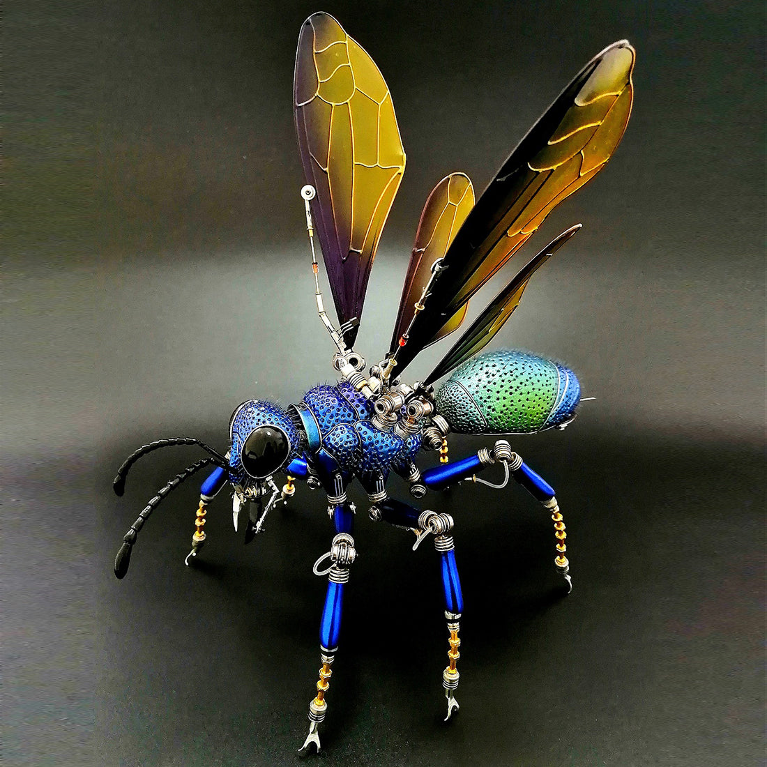Cuckoo Wasp Metal Steampunk Sculpture Model Kits Crafts for Home Colle