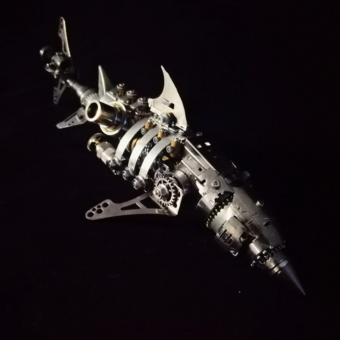 DIY 3D Metal Mechanical Giant Shark Model Building Kits for Adults