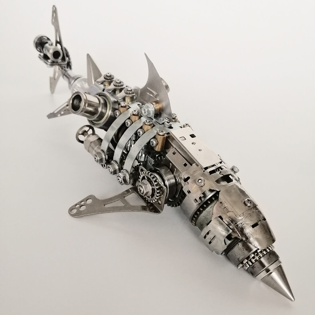 DIY 3D Metal Mechanical Giant Shark Model Building Kits for Adults