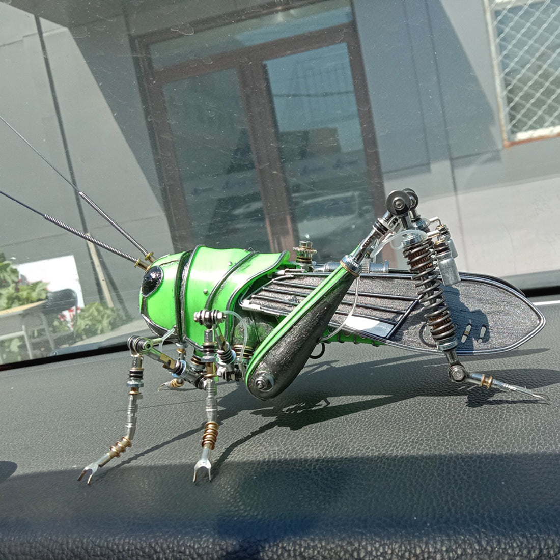 Steampunk Mechanical Metal Green Locust Bug Insect Sculptures Puzzle A